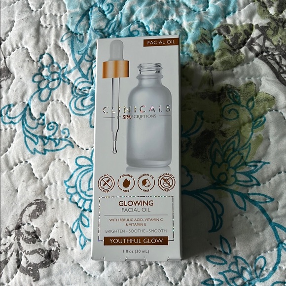 Makeup | Glowing Facial Oil With Dropper | Poshmark